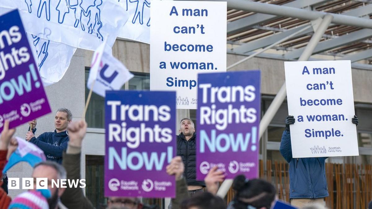Gender law impasse can be broken - Sarwar - BBC News