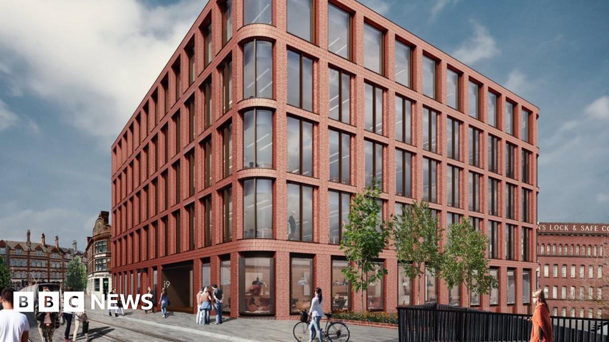 Wolverhampton site named first ministerial base outside London - BBC News