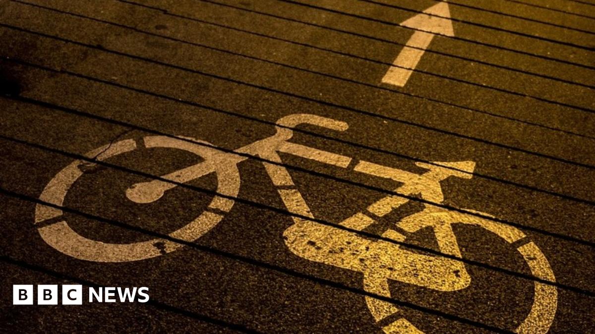 Doncaster Council set to get £3.4m funding for Balby cycle lanes - BBC News