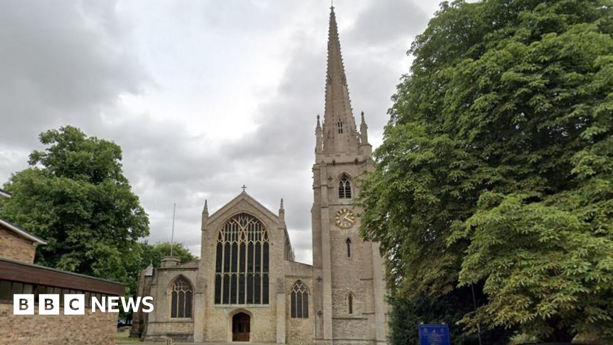 Spalding churchyard body identified as police ask for public's help ...