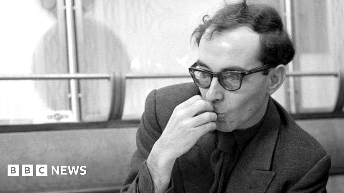 Jean-Luc Godard: Visionary director's life and films in pictures - BBC News