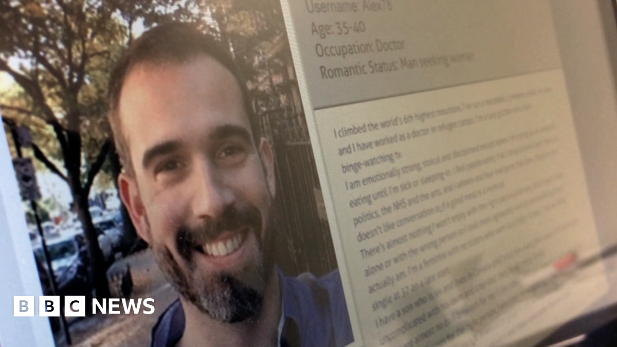 The science behind online dating profiles - BBC News