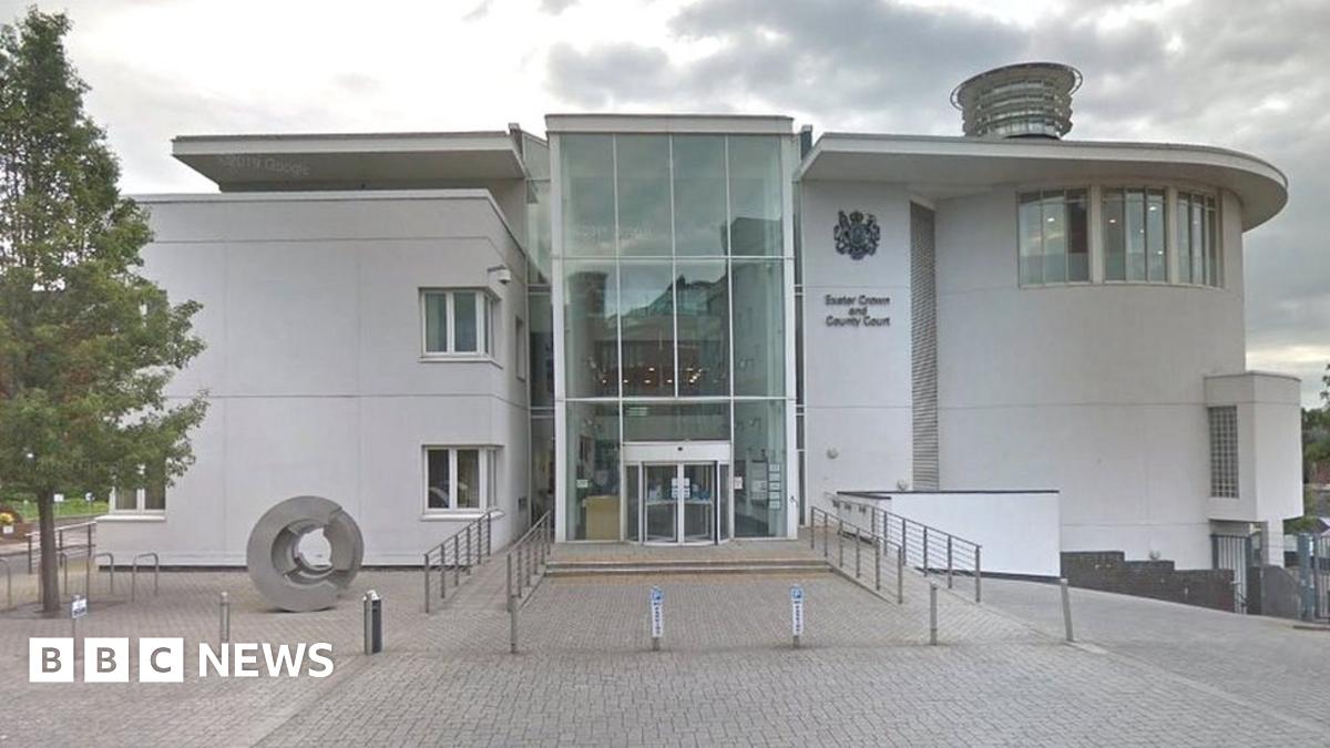 Exeter nurse Jason Pearn sentenced over indecent images - BBC News