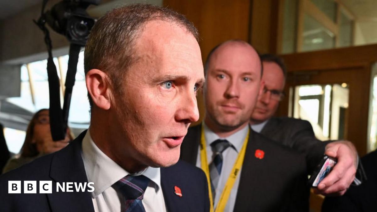 Is Michael Matheson's job safe after iPad admission? - BBC News