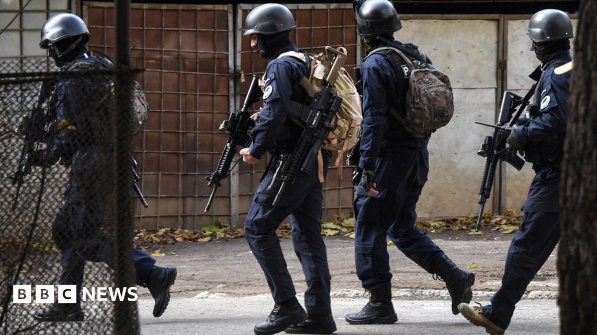 Wanted Chechen IS jihadist Chatayev killed in Georgia siege - BBC News