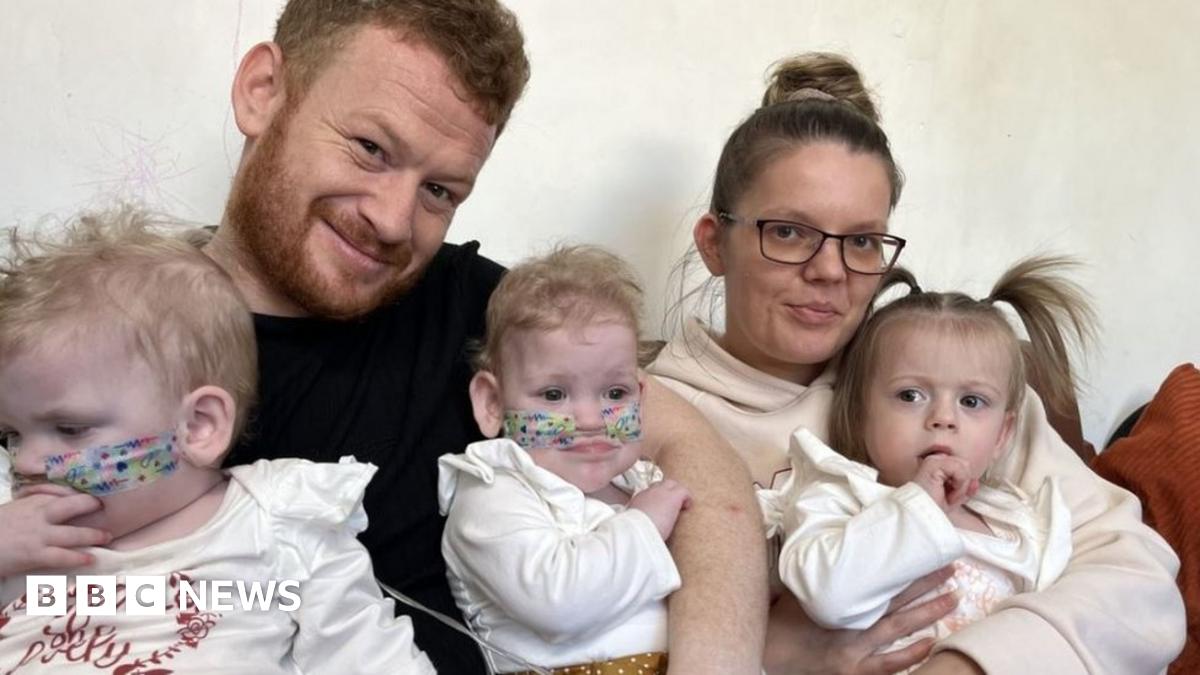Trio sets world record as most premature triplets to survive - BBC News
