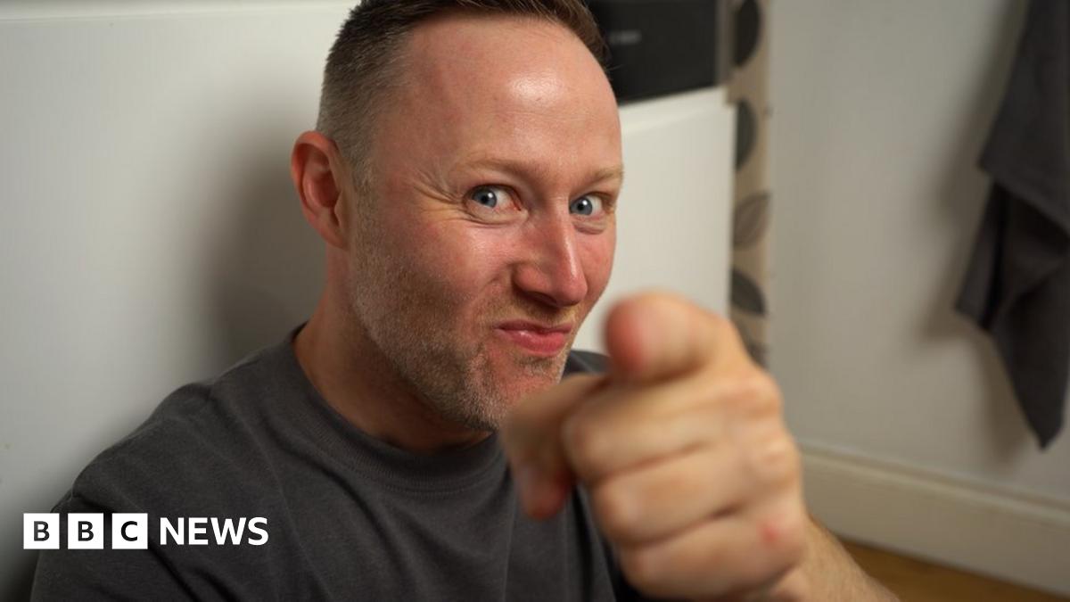 Limmy: Lockdown is perfect for someone like me - BBC News