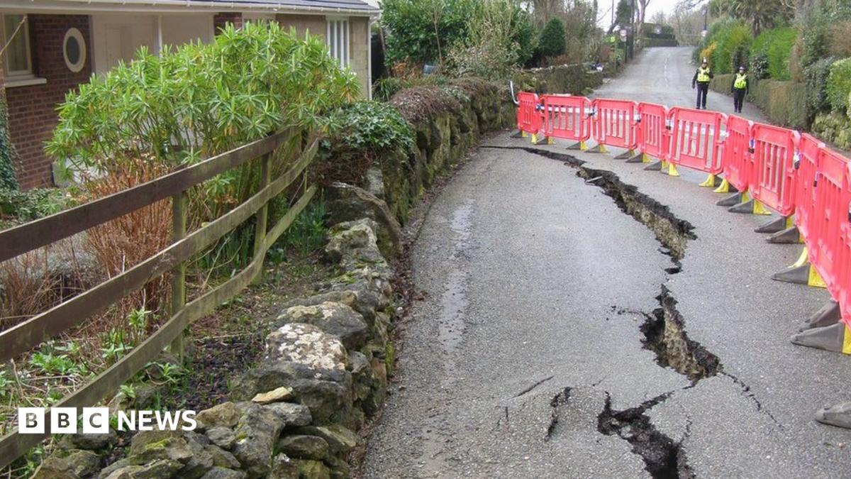 Undercliff Drive landslip: Council leader rules out rebuilding road ...