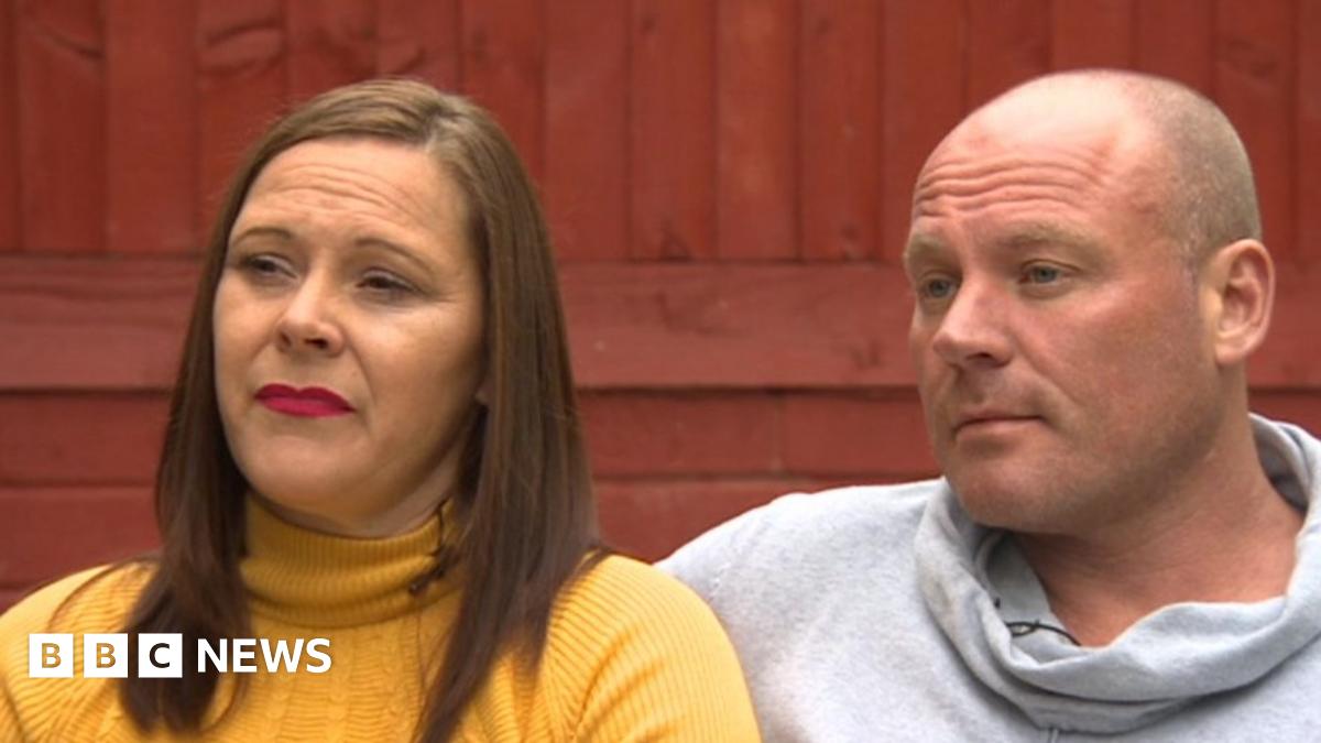 Alice Sloman: Parents claim Boris Johnson 'misled' them - BBC News