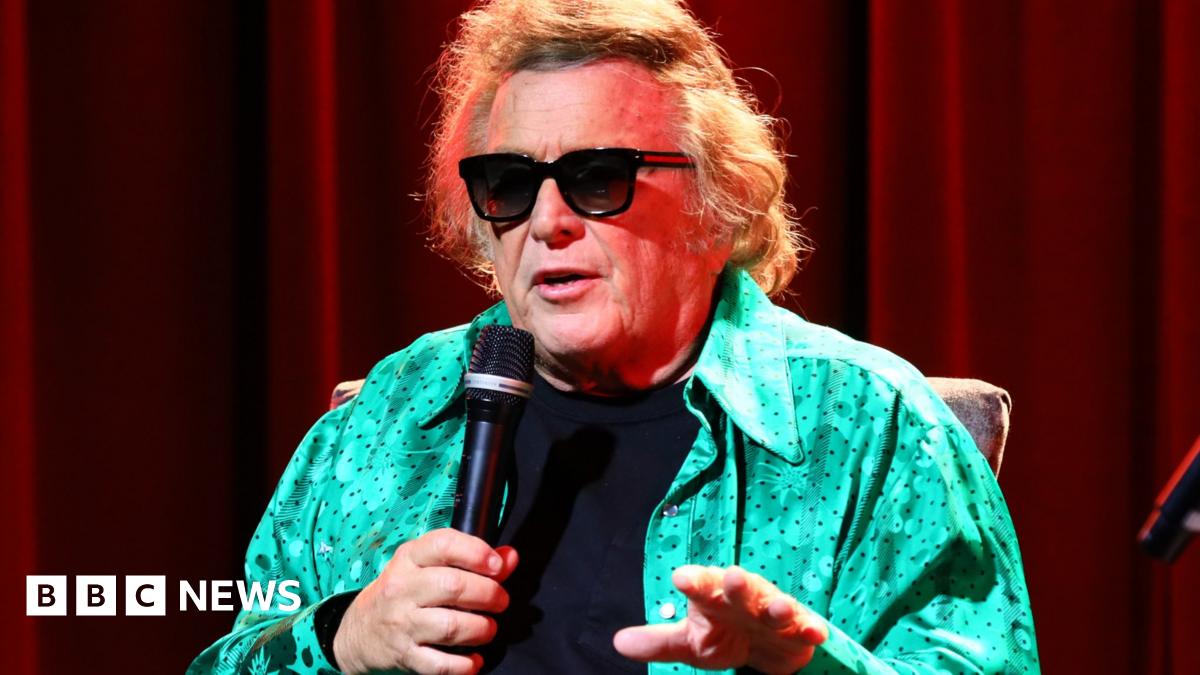 Don McLean: Singer blasts UCLA after award is offered then withdrawn ...