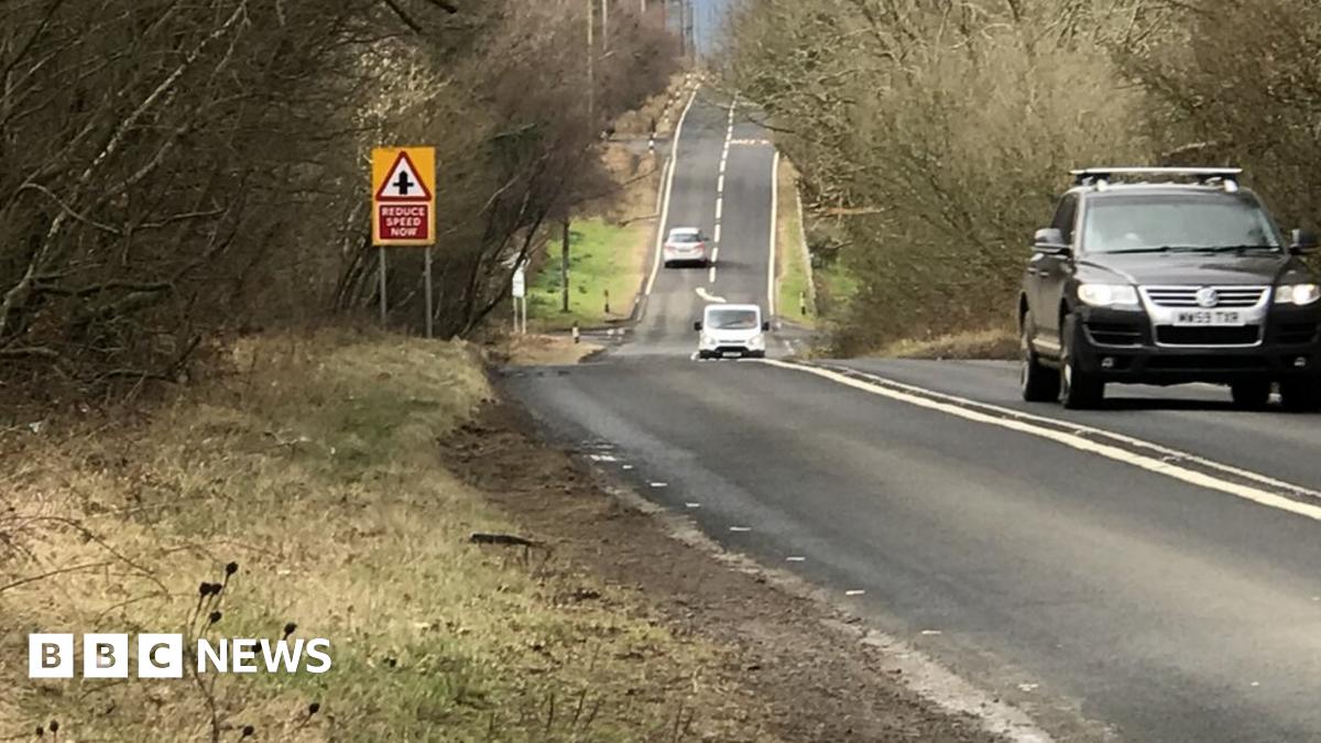Man dies as Alnwick motorcycle crash closes road - BBC News