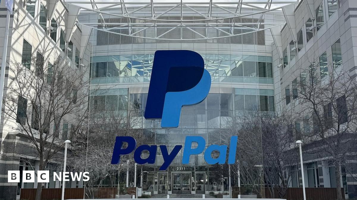 PayPal cuts 2,500 jobs in the face of rising competition - BBC News