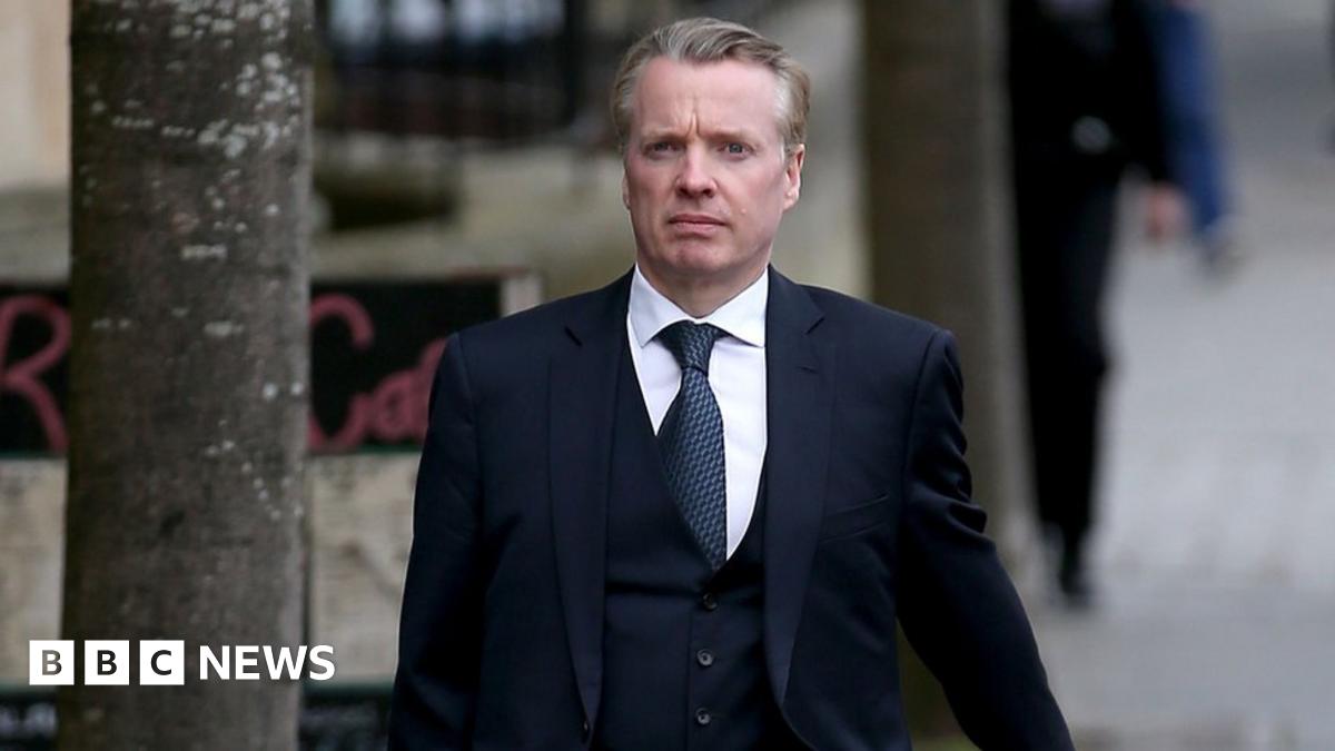 Craig Whyte trial: Rangers board member concerned ahead of deal - BBC News