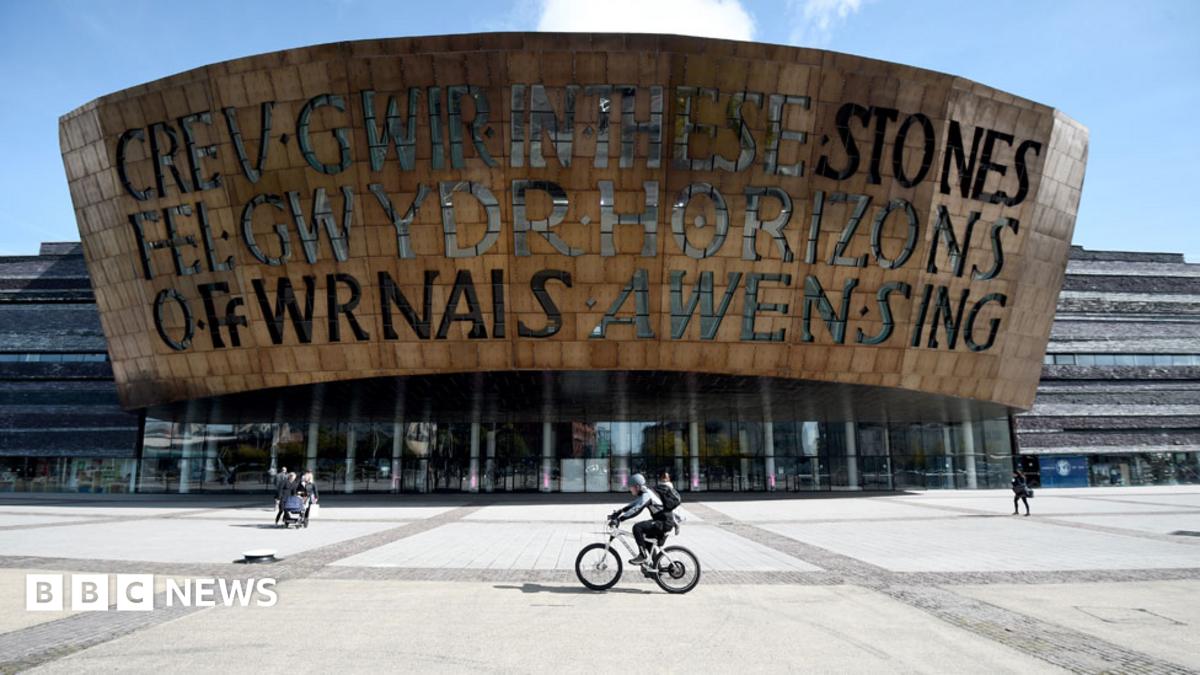 Cardiff MP's city region deal warning to councillors - BBC News