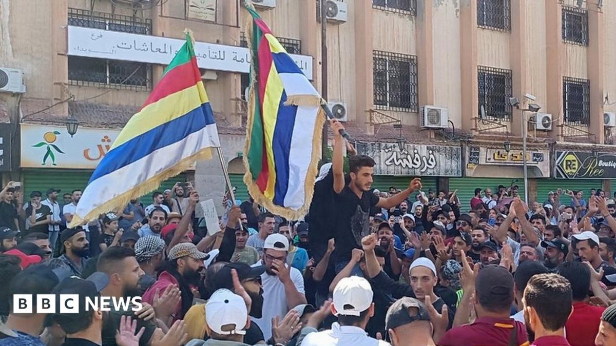 Syria: Protests over growing economic hardship spread in south - BBC News