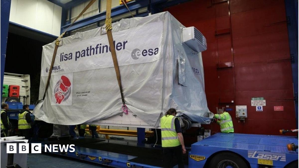 Lisa Pathfinder physics probe sent to spaceport - BBC News