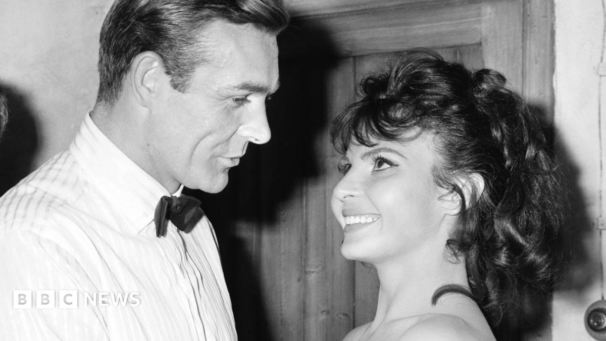 Nadja Regin: Bond actress dies aged 87 - BBC News