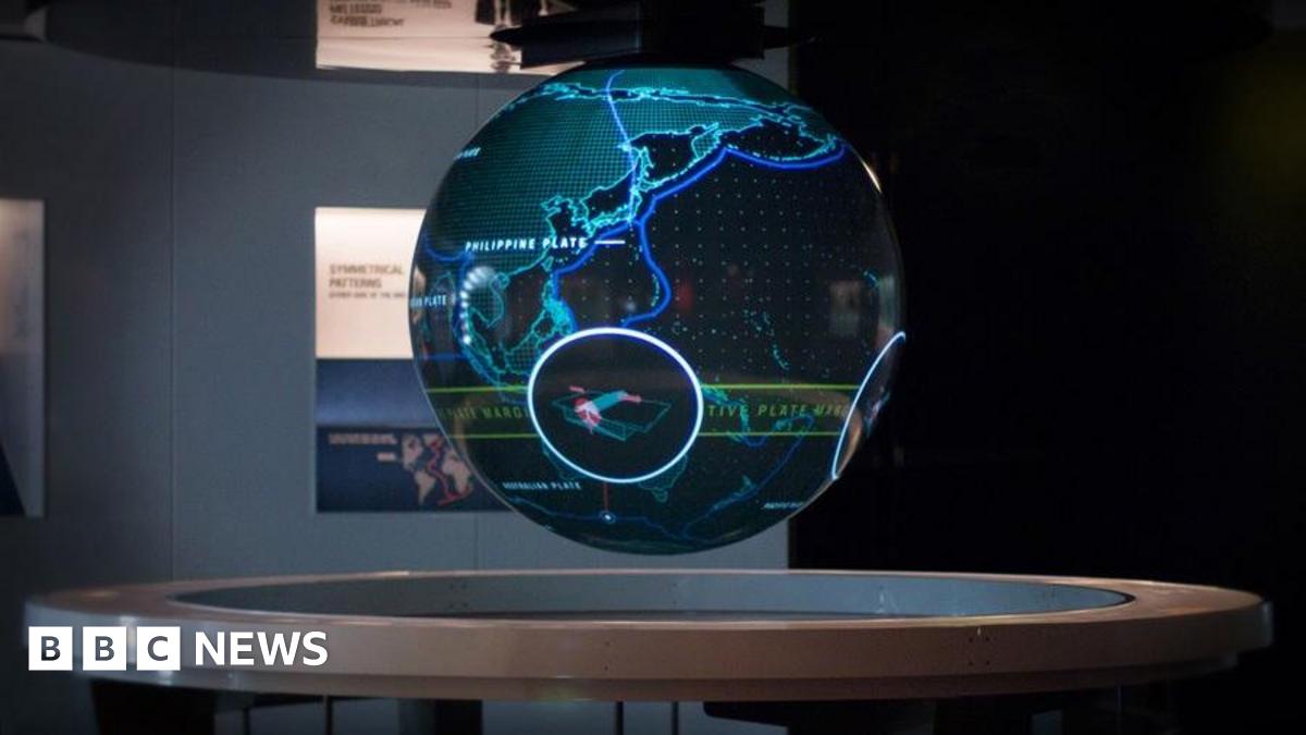 Edinburgh hailed as major technology start-up hub - BBC News