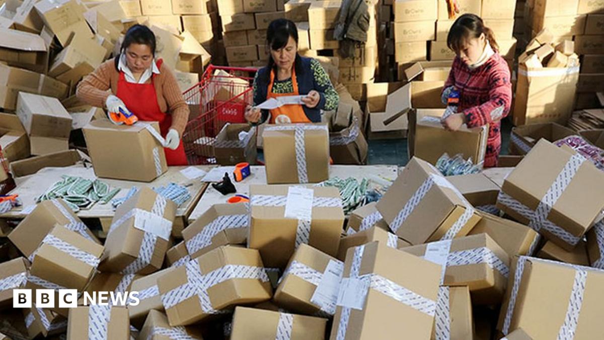 Why Christmas could be stuck in a shipping container - BBC News