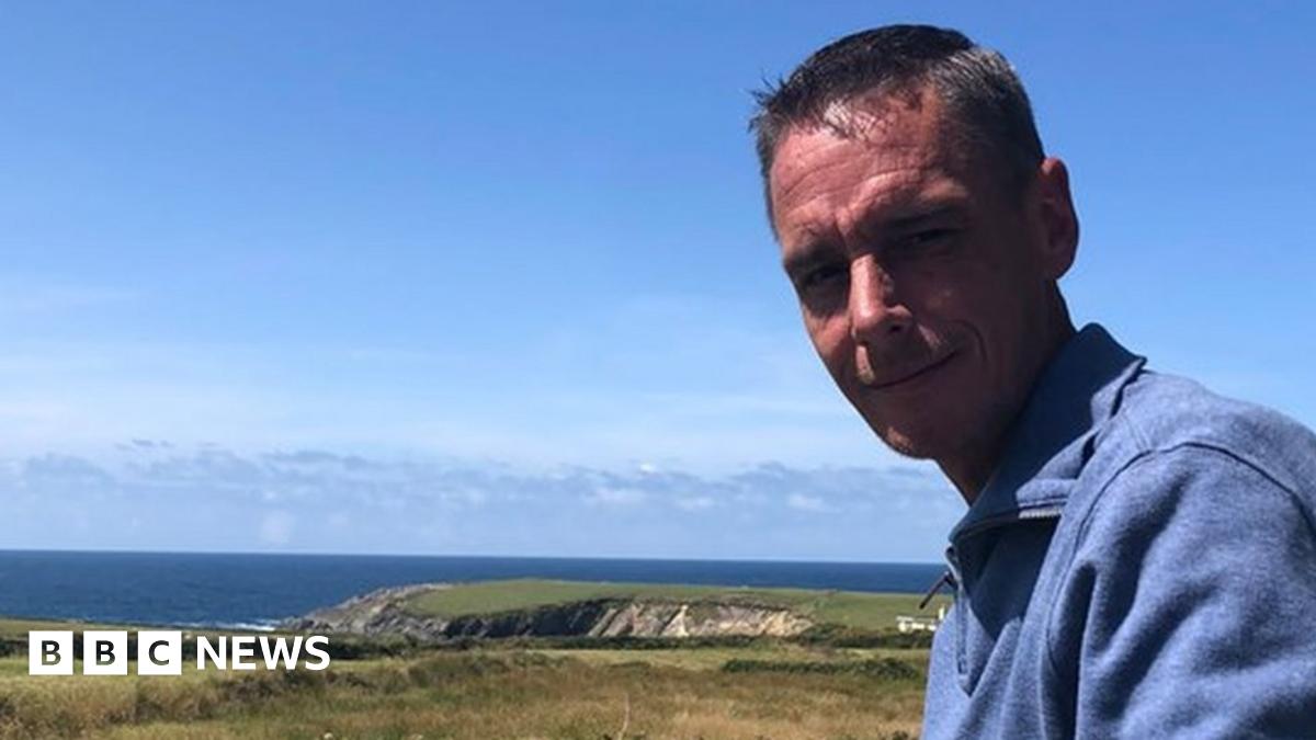 Epsom hit-and-run victim named by Surrey Police - BBC News