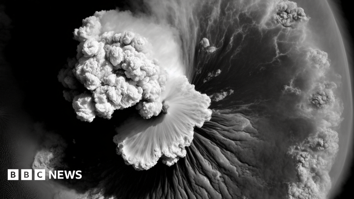 Tonga eruption: Atlantic seafloor felt Pacific volcano megablast - BBC News