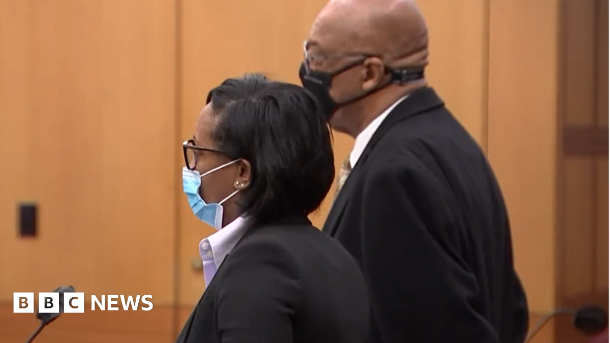 Young Thug trial: Essay-writing punishment for woman who skipped jury ...