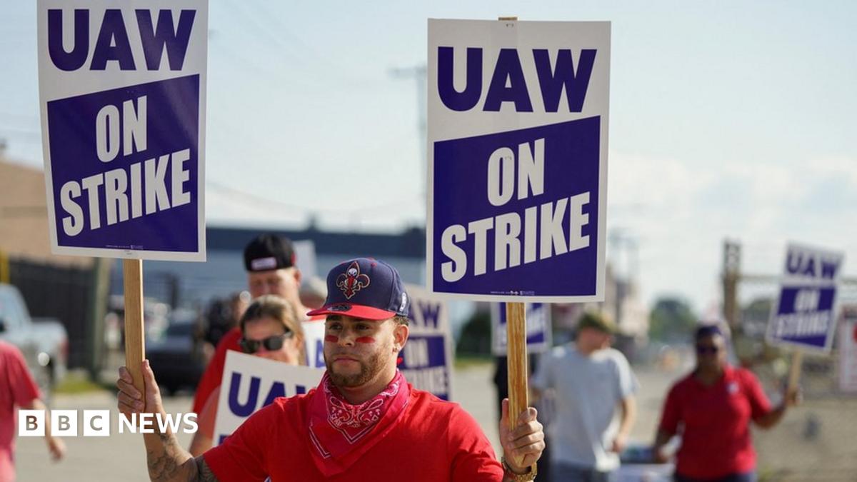 UAW strike: Stellantis and union agree pay rise in tentative deal - BBC ...