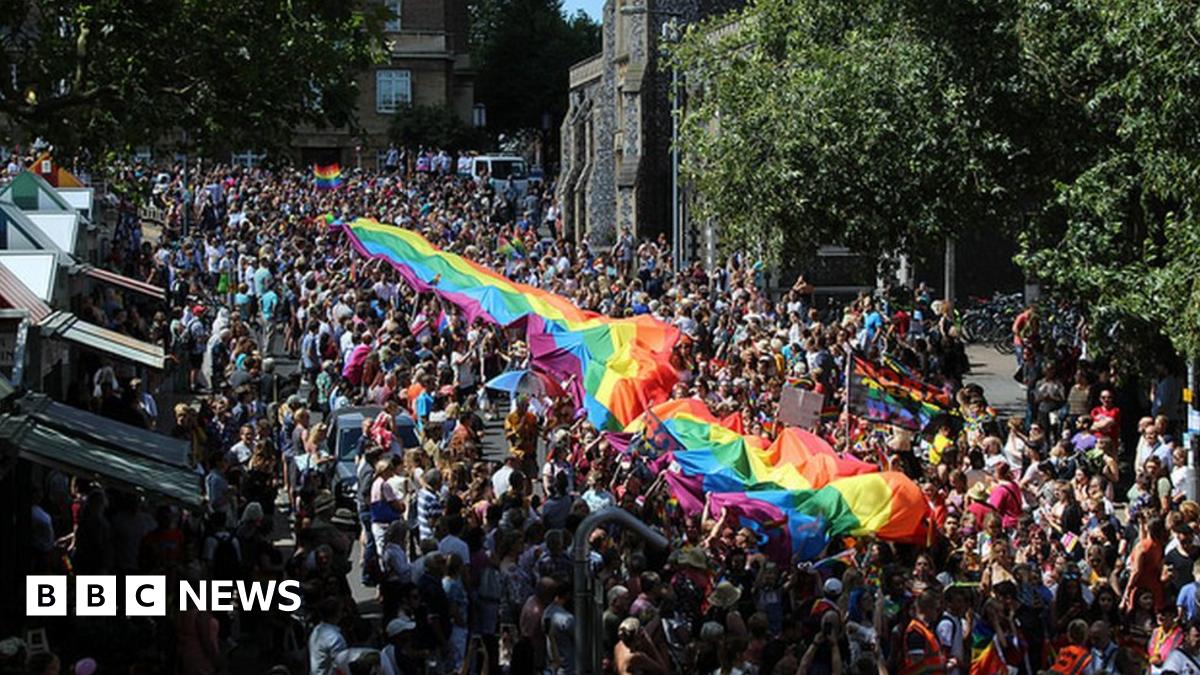 King's Lynn Pride parade 'unprecedented' - BBC News