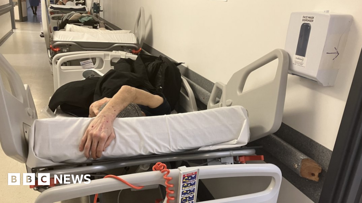 Queen's Medical Centre: Patients line corridors as winter pressure ...