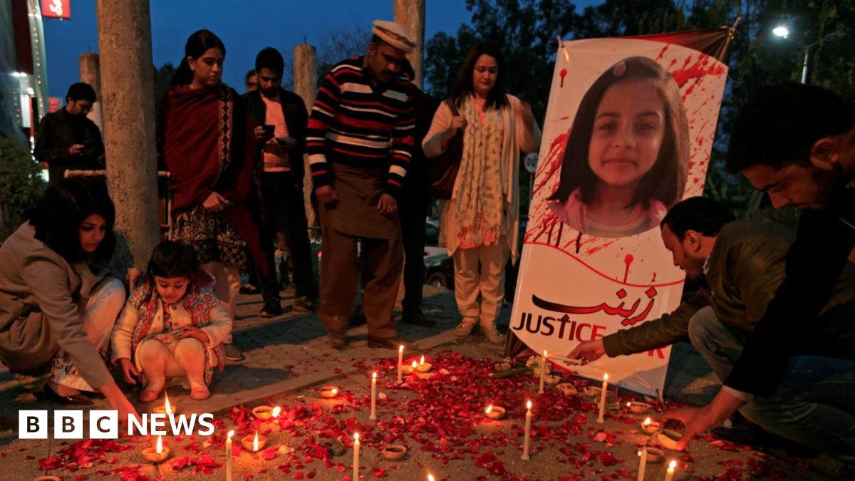 Pakistan Zainab murder: Girl's father speaks of devastating grief - BBC ...