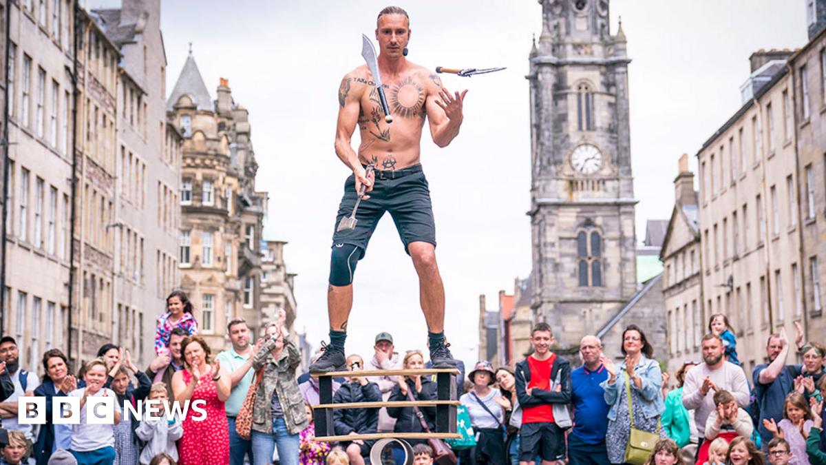 Fringe tickets slump blamed on accommodation costs - BBC News