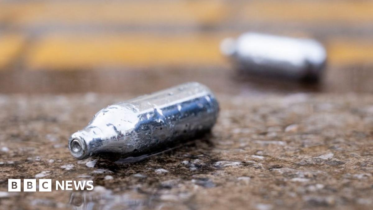 Nitrous oxide: Ban on use and sale of laughing gas considered - BBC News