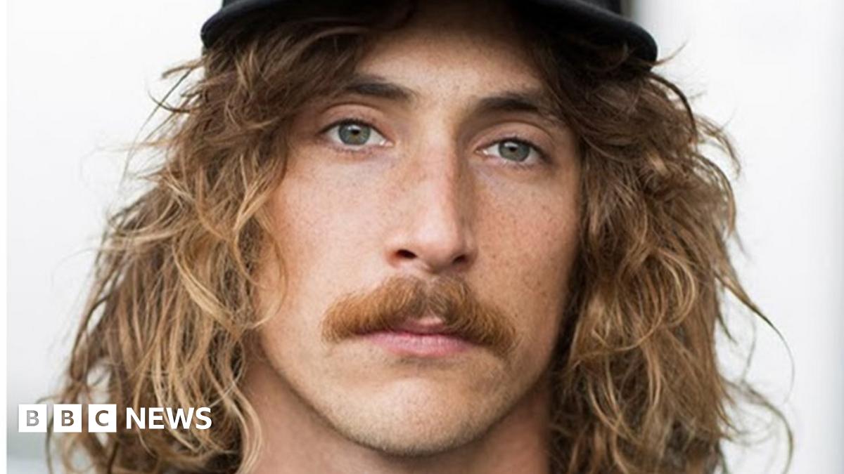 The push to get Australian men and boys to open up - BBC News