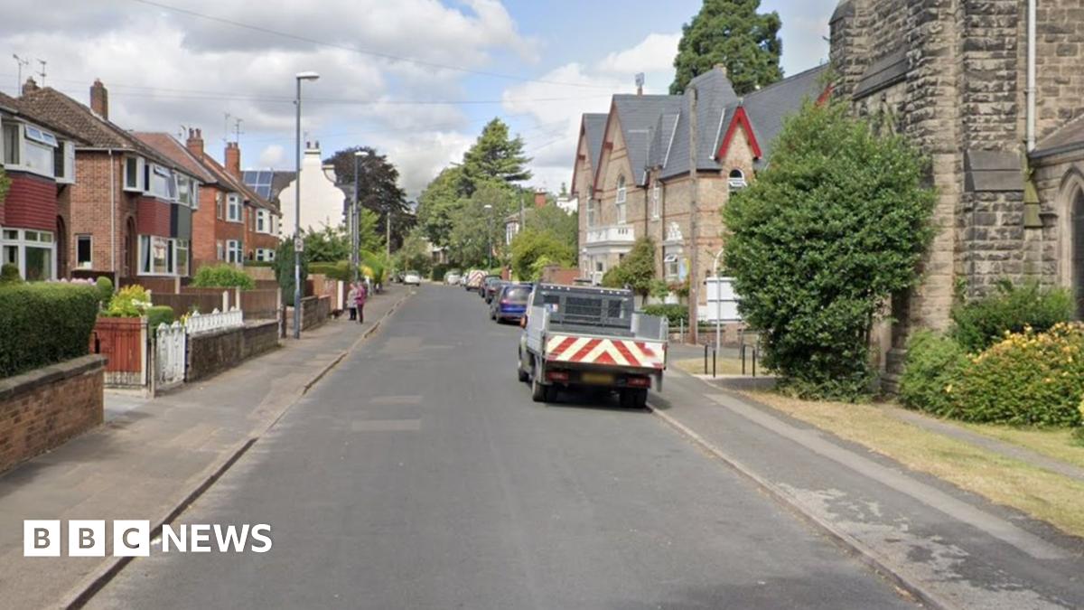 Derbyshire PC who crashed police van and failed to report it is sacked ...