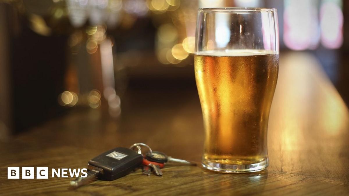 Police forces' summer drink driving tests down 50% - BBC News