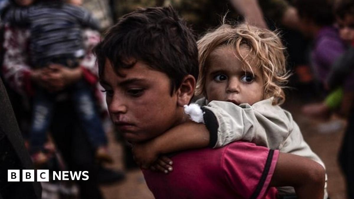 How a Syrian refugee gets to the US - BBC News