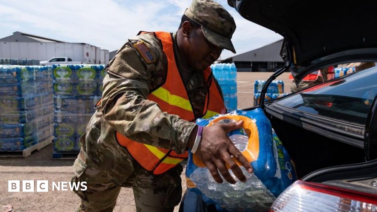 Jackson water crisis: Troops hand out 1.1m bottles of water in a day ...