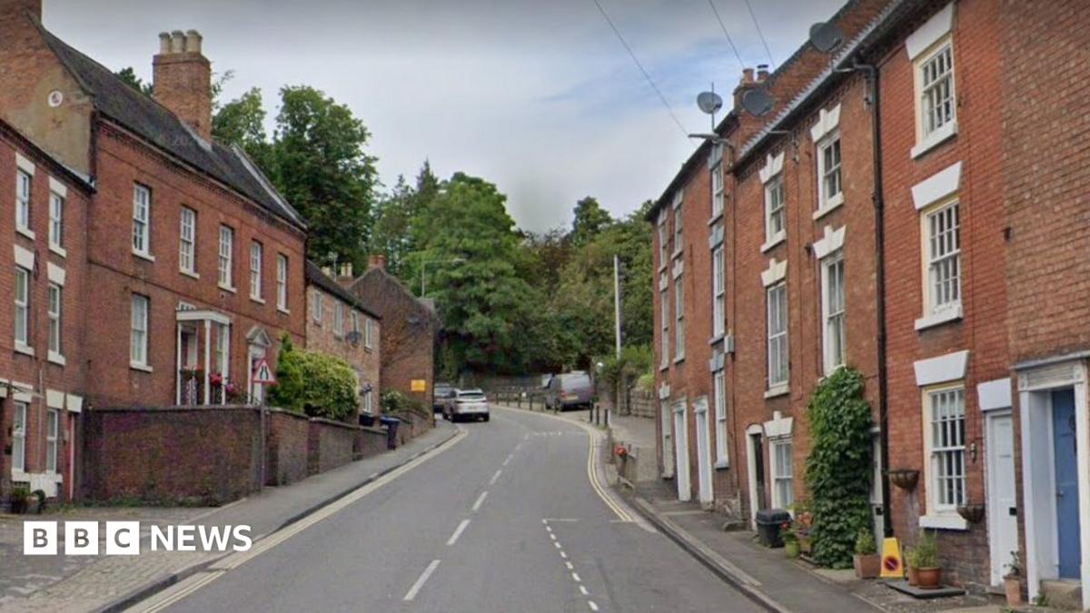 Ashbourne proposal for England's smallest clean air charge zone - BBC News