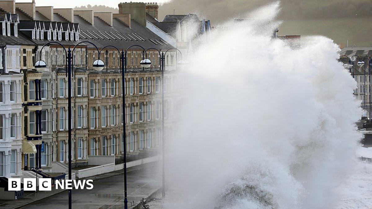 What is climate change doing to Wales? - BBC News