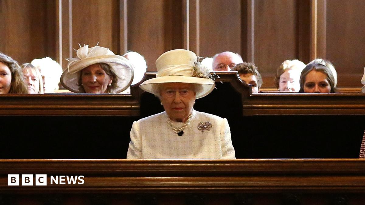 The Queen: Religious leaders reflect on her Christian faith - BBC News