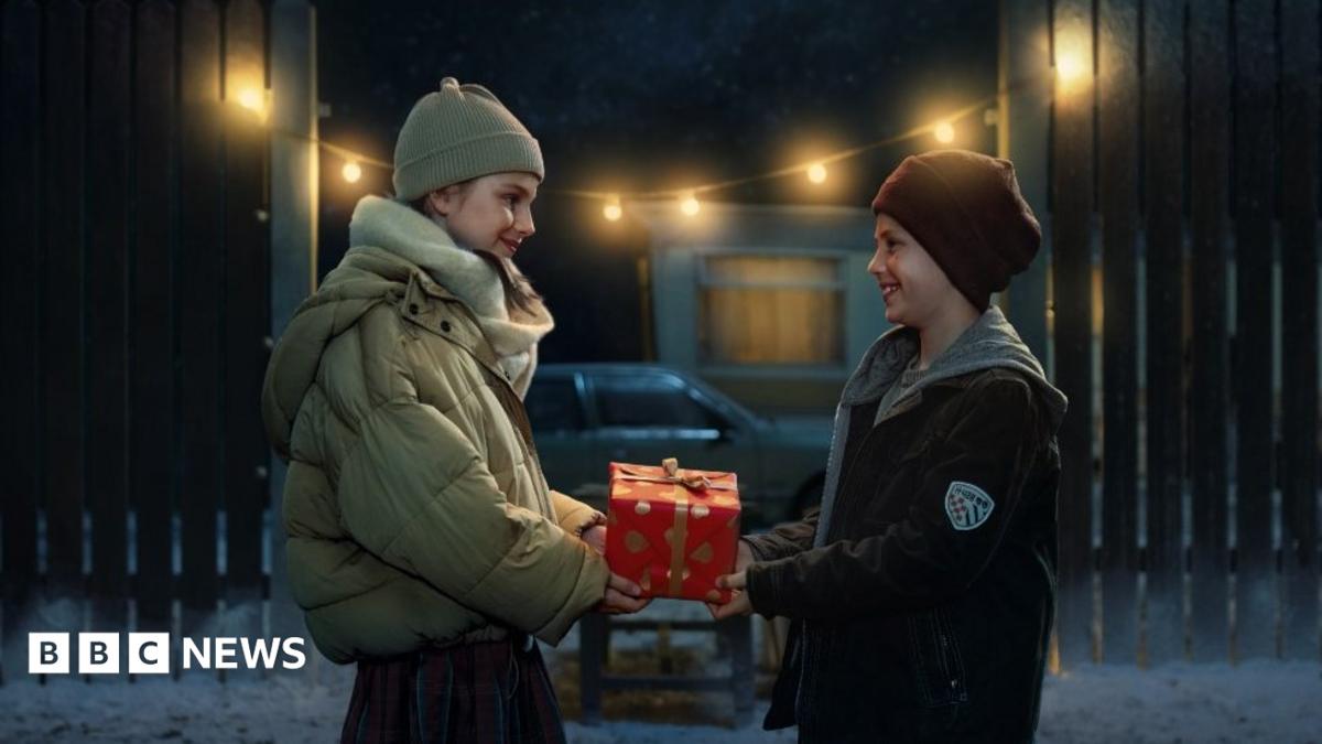 Festive German advert featuring 12-year-old Newbury girl goes viral ...