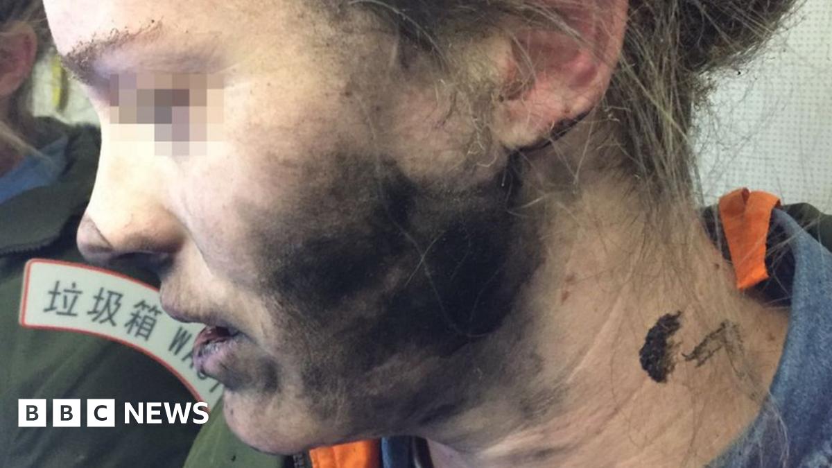 Mid-flight slumber cut short by exploding headphones - BBC News