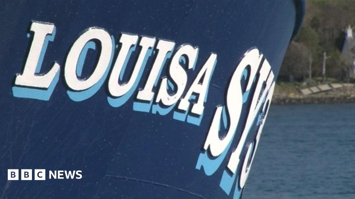 Crab boat Louisa that sank off Mingulay is raised - BBC News