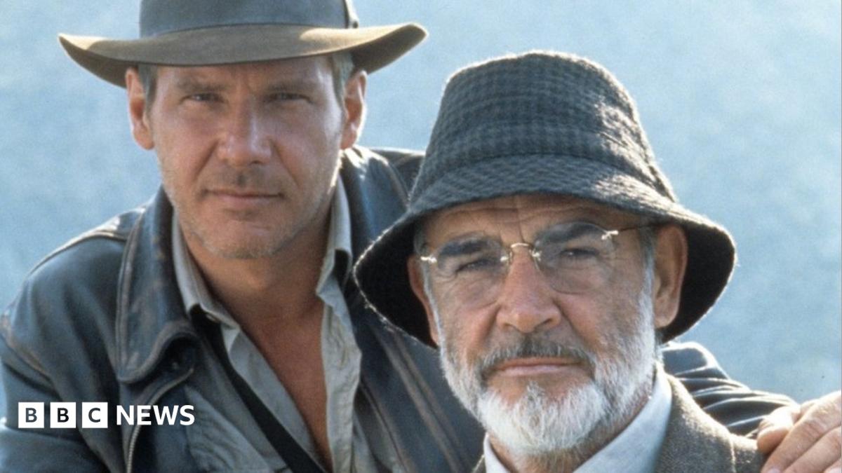 Sean Connery: Harrison Ford pays tribute to 'dear friend' - BBC News