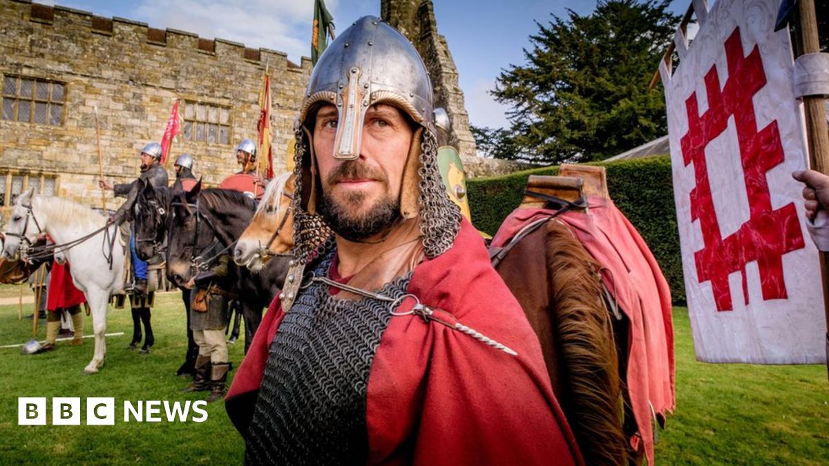 1066: Battle of Hastings anniversary marked 950 years on - BBC News