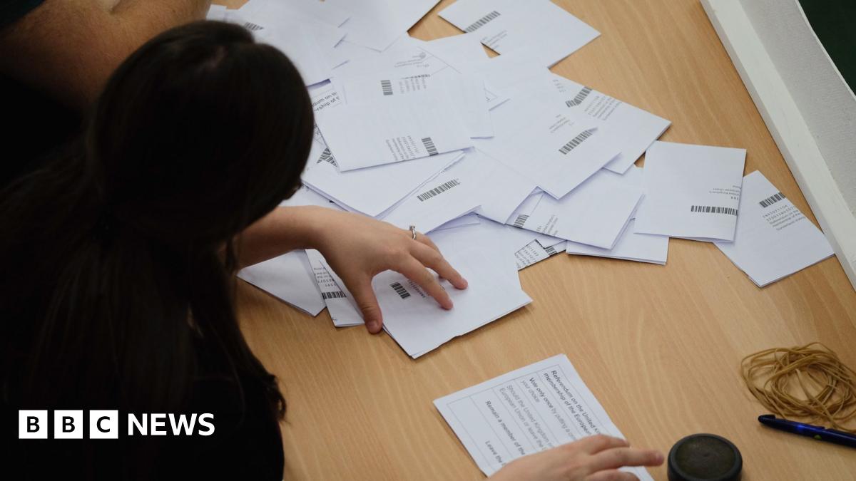 EU referendum: Almost all North East areas vote for Brexit - BBC News