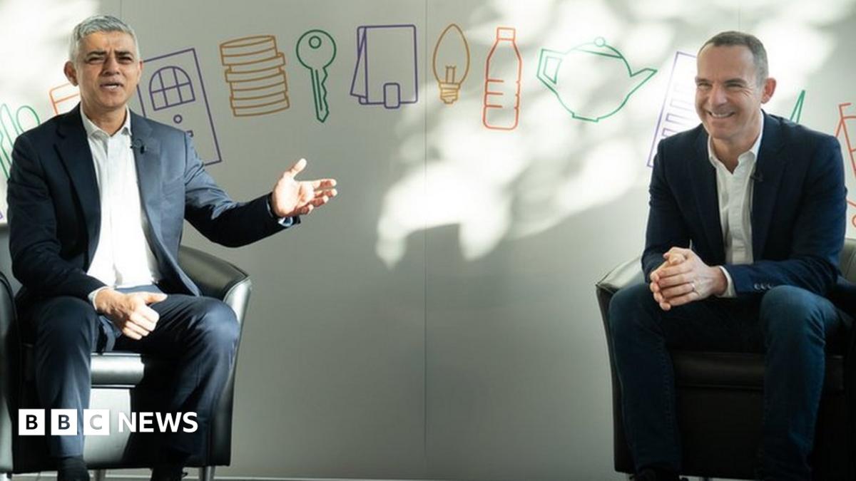 ULEZ expansion: London Mayor Sadiq Khan and Martin Lewis clash - BBC News