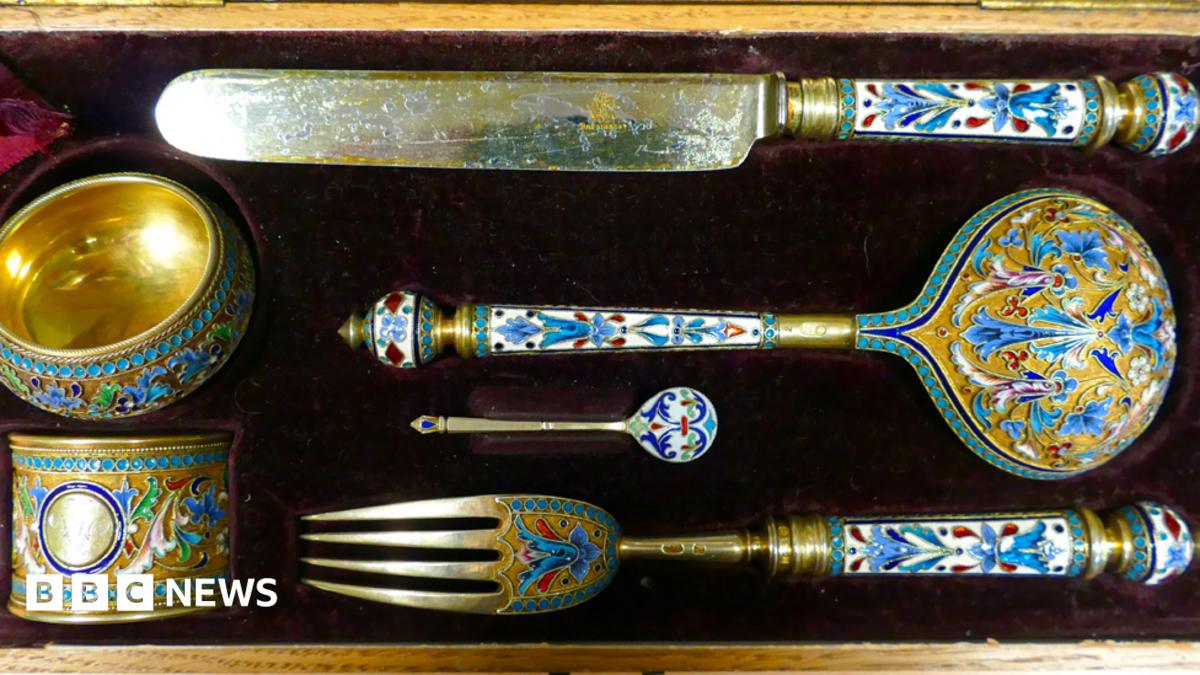 Yorkshire family's Russian royal cutlery sold for £20k - BBC News