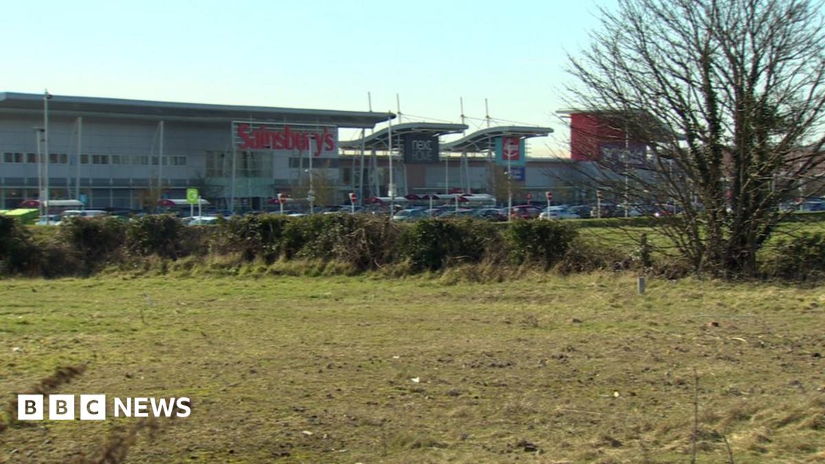 Sprucefield retail park sold to NewRiver for £40m - BBC News