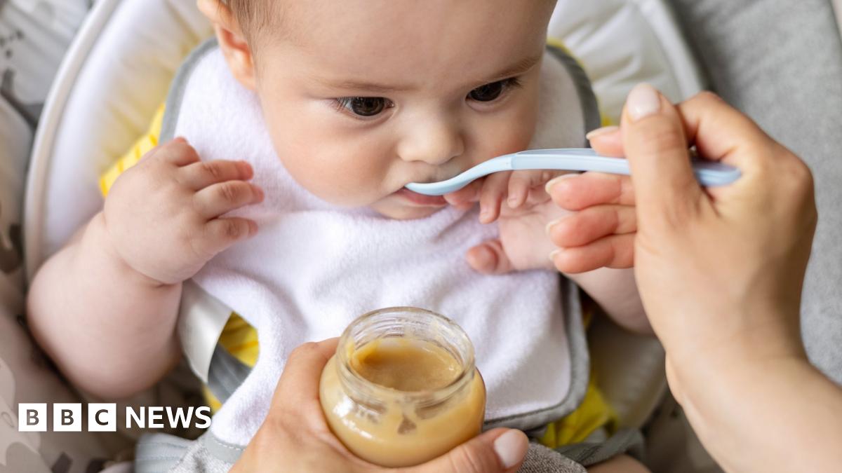 Giving babies smooth peanut butter could provide lifelong allergy ...